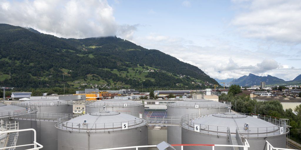 Eine Frühschicht im AGROLA Tanklager | fenaco